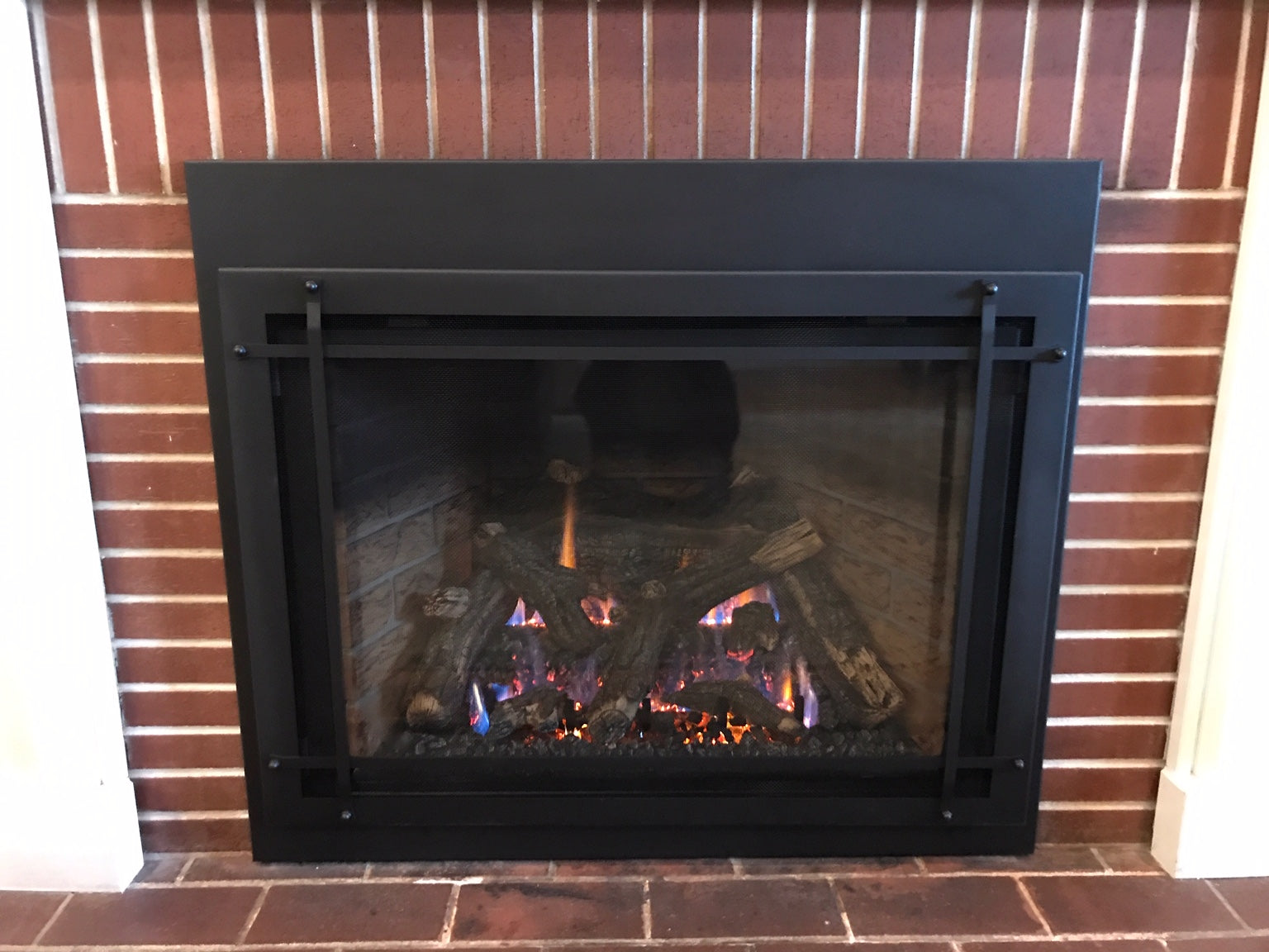 Roosevelt 34 Gas Insert – Custom Fireside