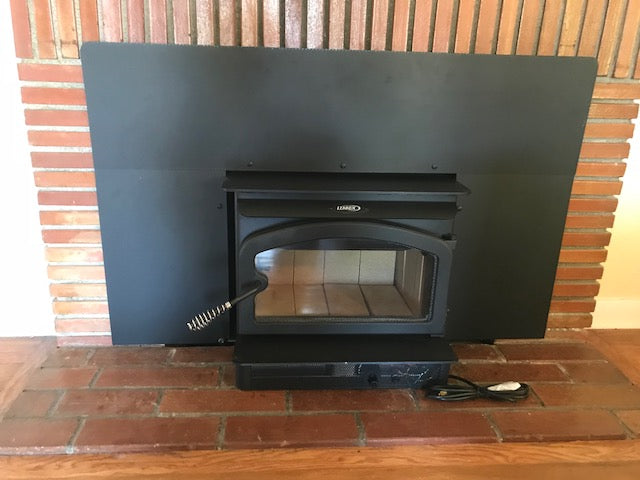 Striker C-160 Wood Insert – Custom Fireside